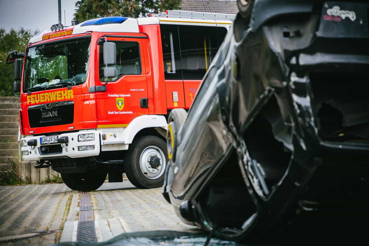 Schnelle Rettung beim Verkehrsunfall: Workshop der Feuerwehr Bad ...